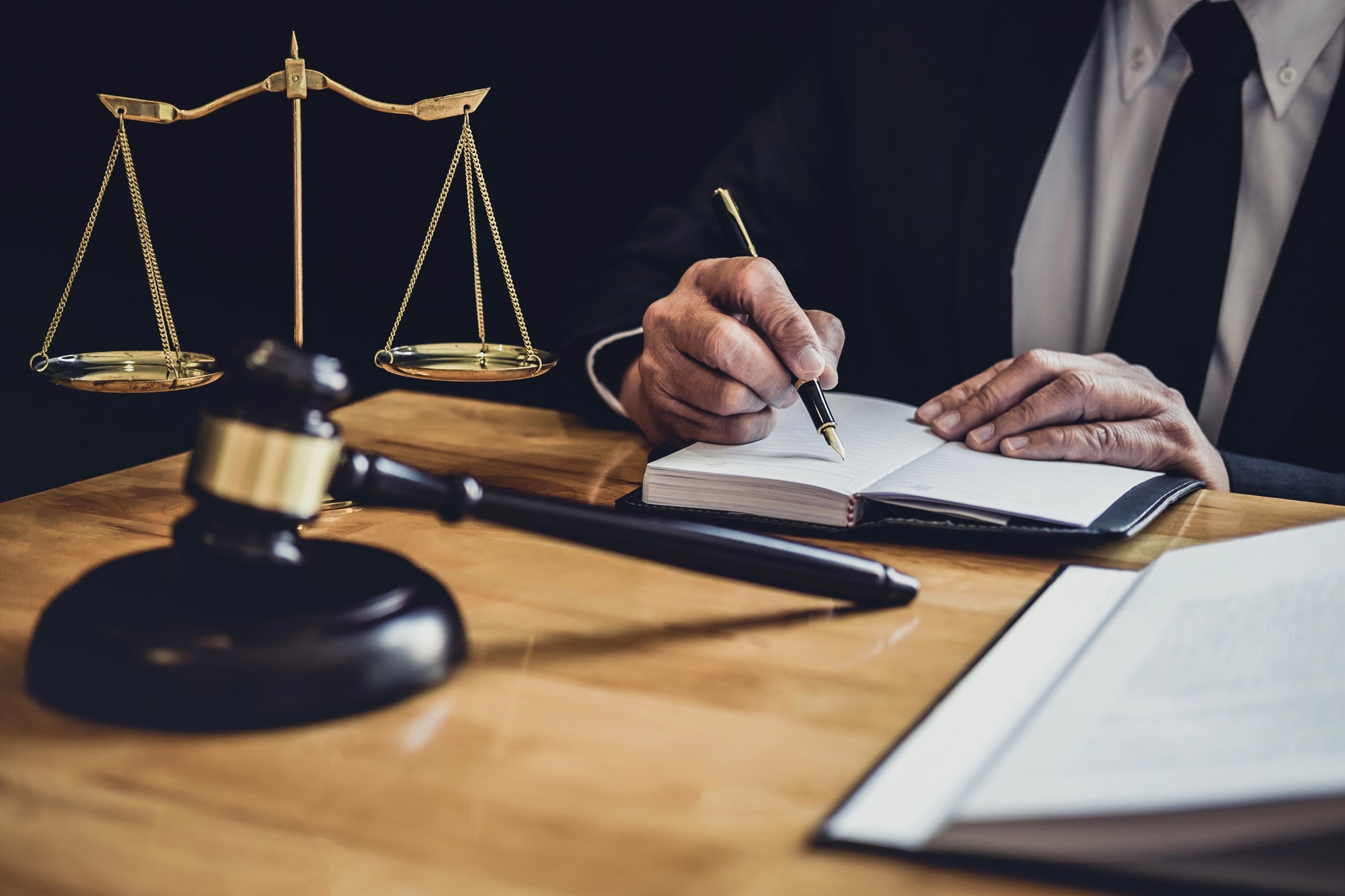 General Counsel Lawyer - Aptt Law LLC